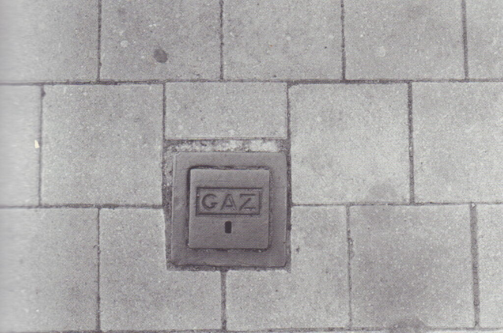 DOWNSBROUGH, Peter. Street Signs. - Cult Jones